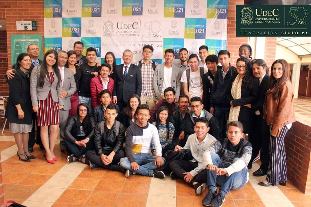 Homenaje en Ubaté a la U. por 50 años de servicio a la educación